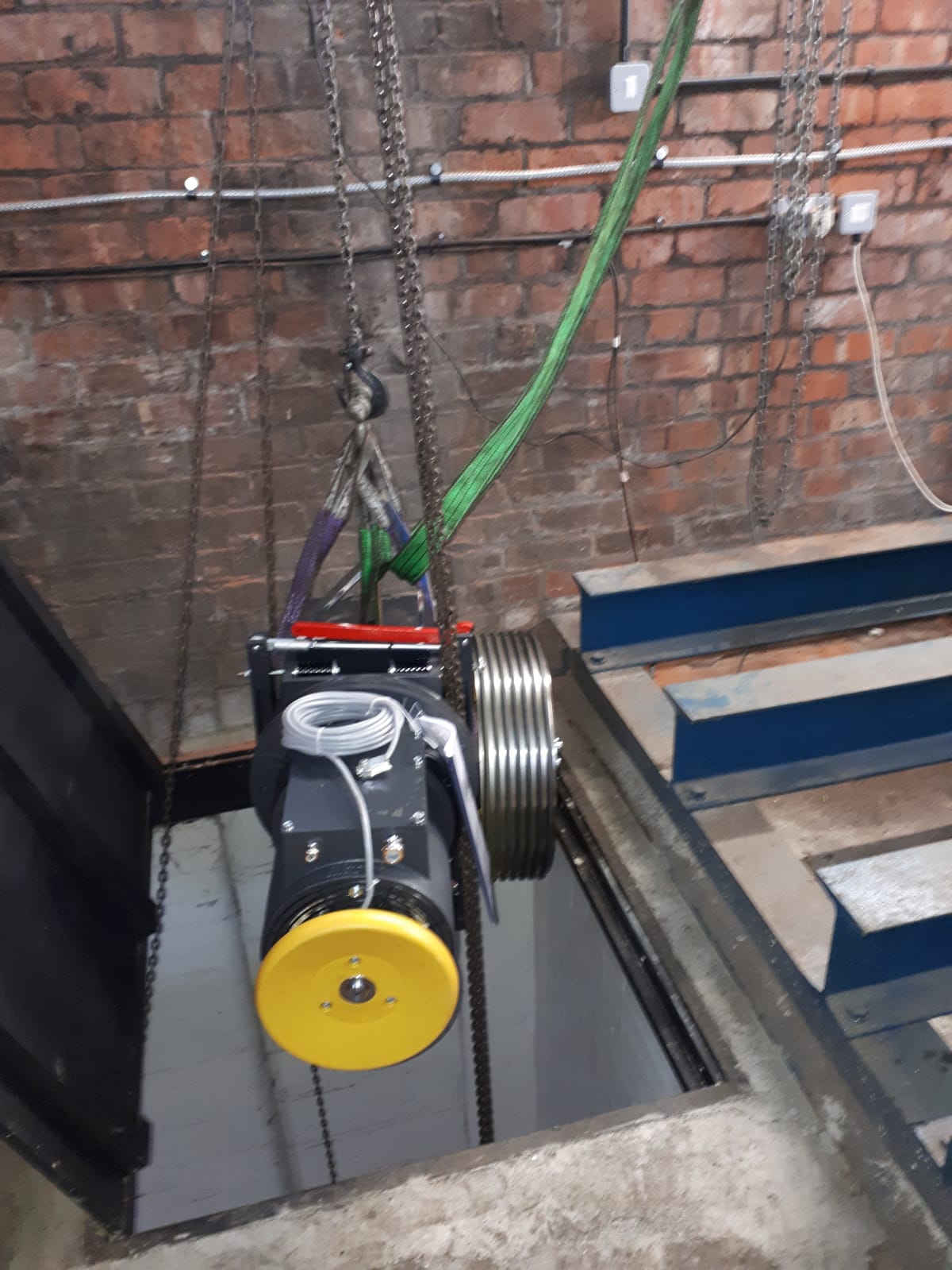 A Fully Modernised Lift For Ace Mill In Chadderton